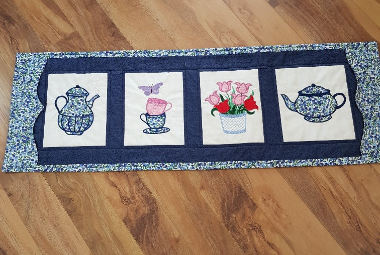 Coffee or Tea Tablerunner – Enchanting Designs