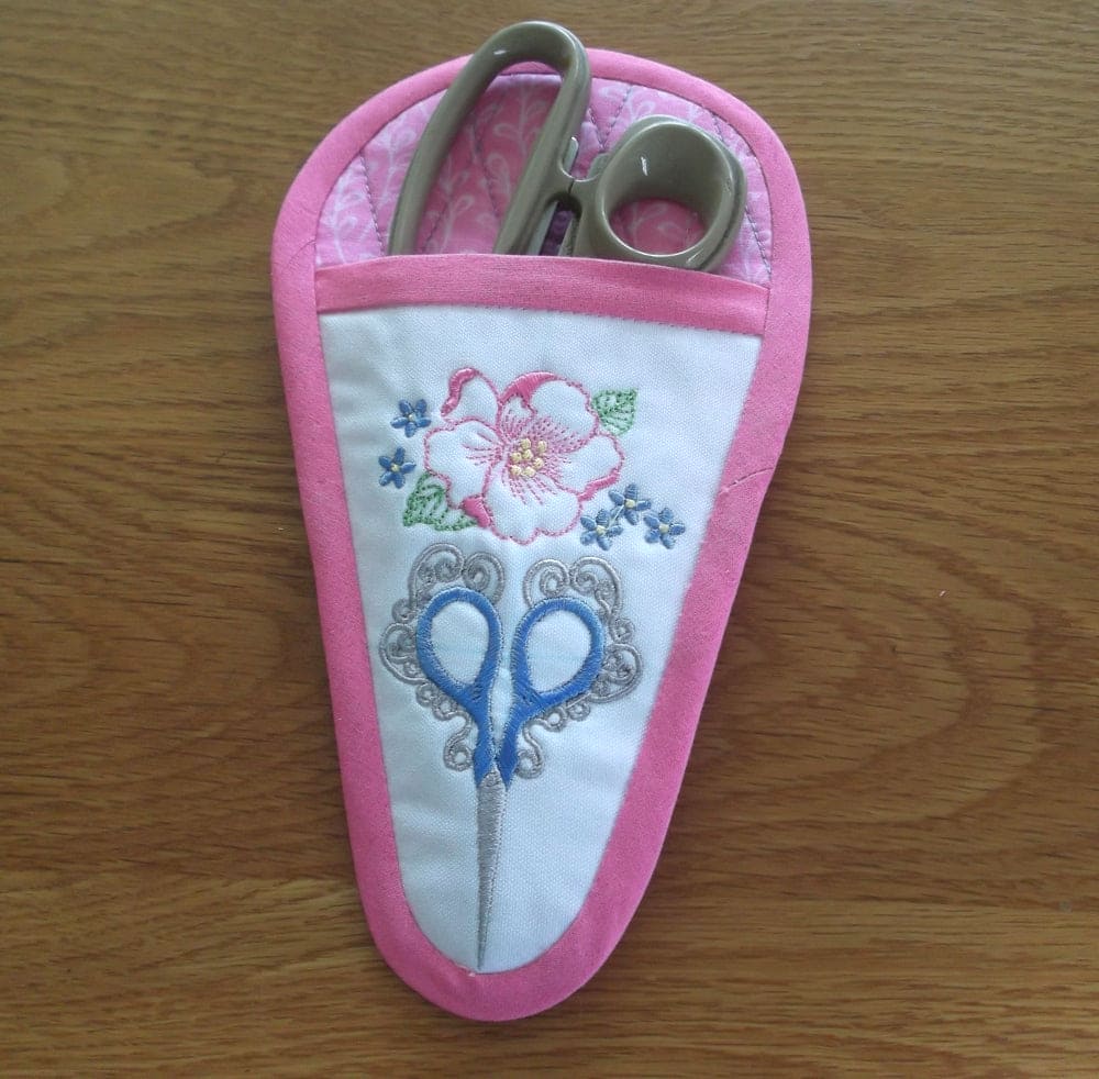 Bundle Rose Sewing Mat, Thread Catcher and Scissor Keep – Enchanting ...